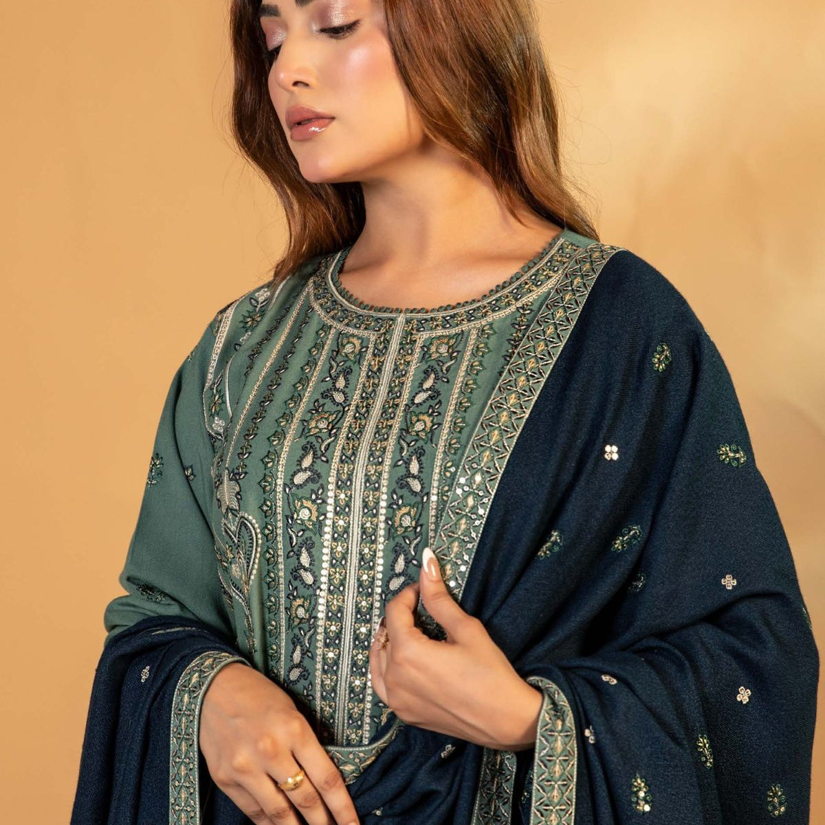 WD-05 Afreen – Waresha Clothing